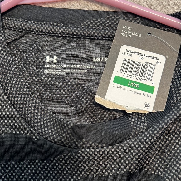 Under Armour | Shirts | Under Armour Velocity Jacquard Ss Tee Large ...